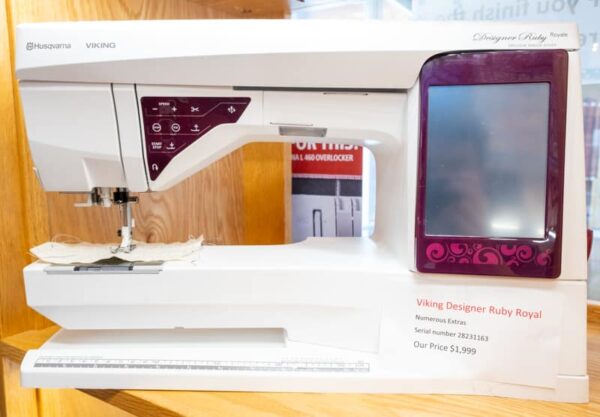 Previously Loved Machines - The Quilting Bee